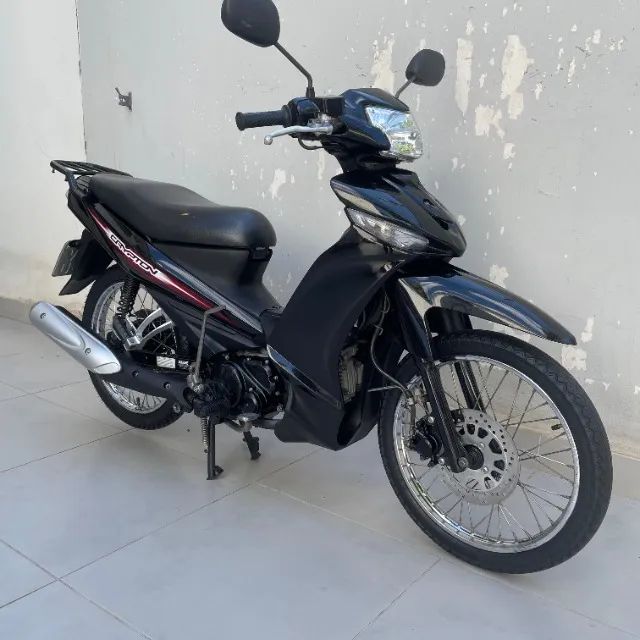 Motos YAMAHA CRYPTON no Brasil