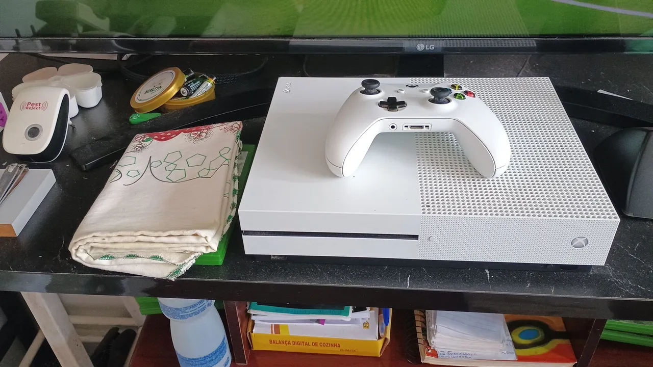 "console xbox one 1 tb" - Consoles de Vídeo Game no Brasil