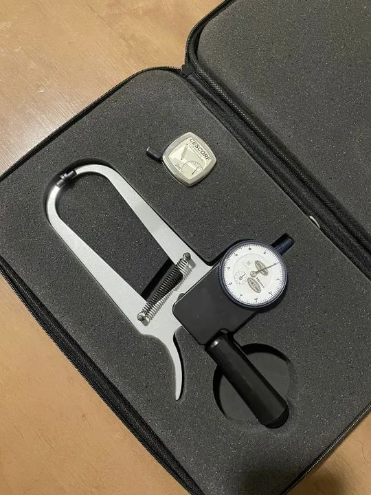 Adipômetro Científico Tradicional Cescorf + Fita Métrica + Balança ...