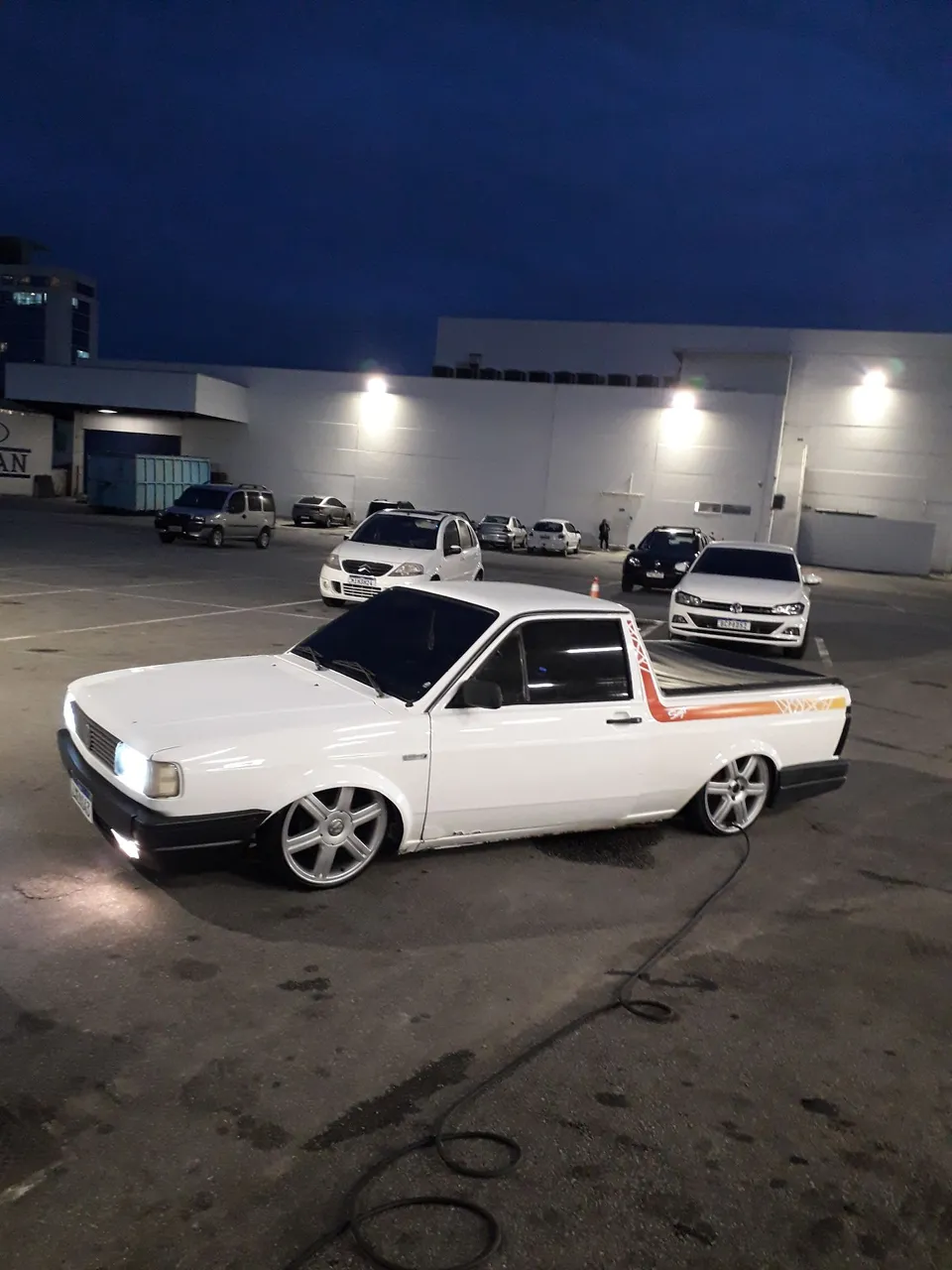 VOLKSWAGEN SAVEIRO Usados e Novos