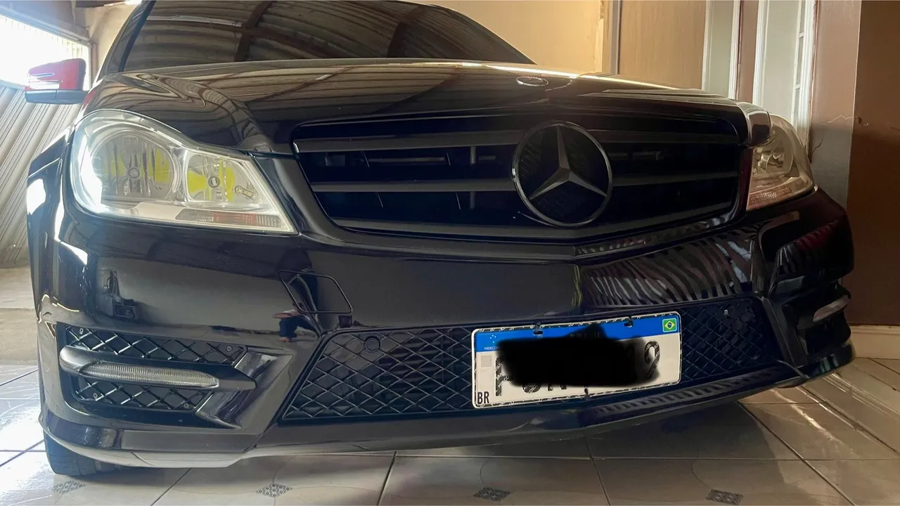 Mercedes-Benz C-180 2013 Usados e Novos