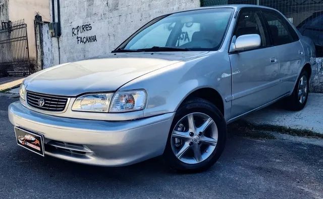 TOYOTA COROLLA 2000 Usados e Novos