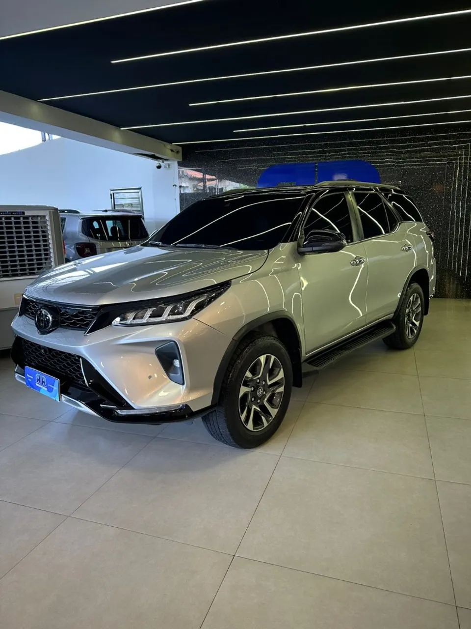 Toyota Hilux SW4 DIAMOND 2.8 TB 4X4 DIE. AUT. Usados e Novos