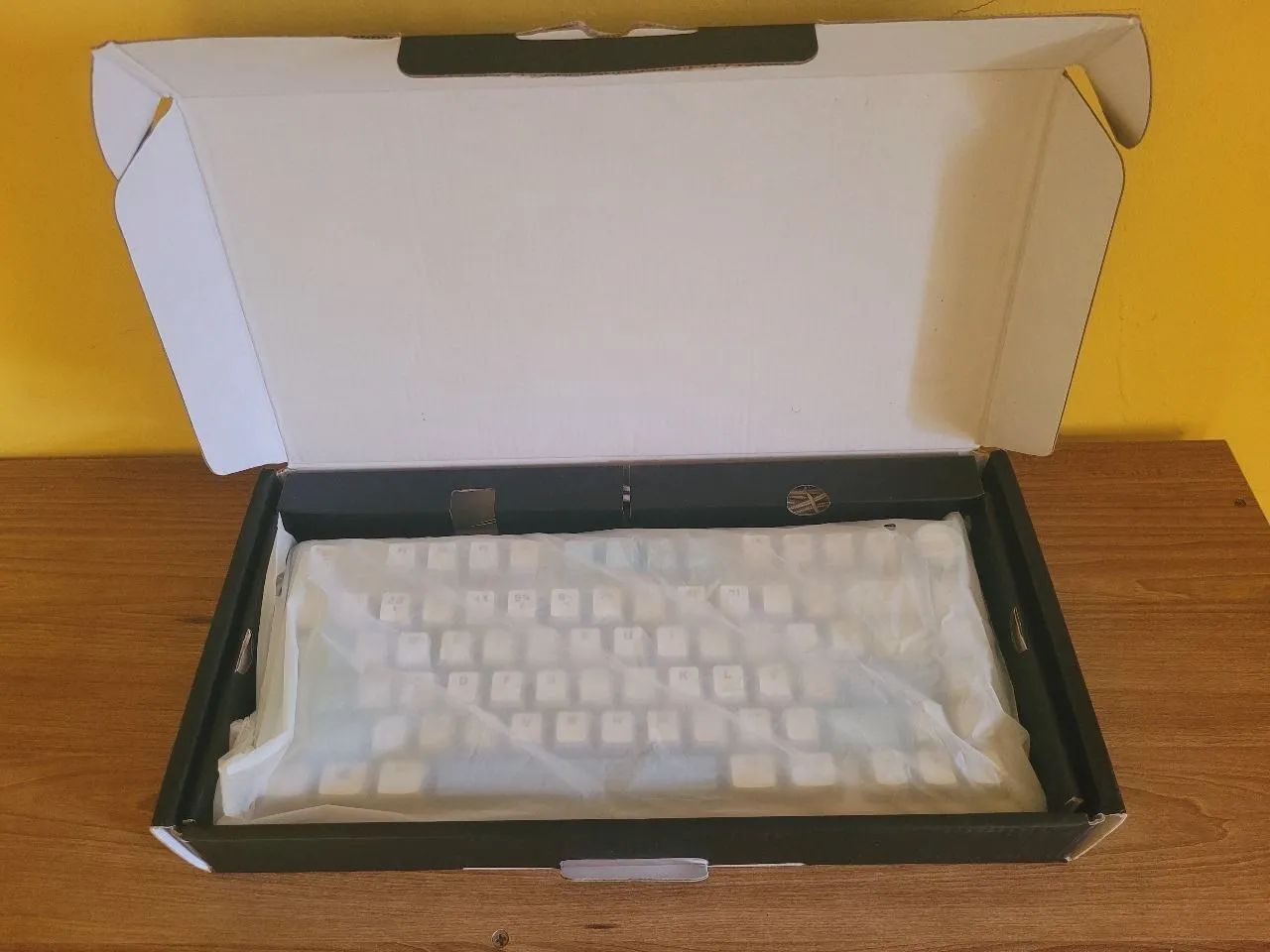 Teclado Mecânico Aula F75 com Keycaps HyperX Pudding - Periféricos e ...