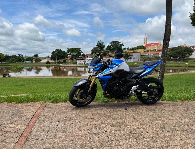 Motos SUZUKI GSR no Brasil