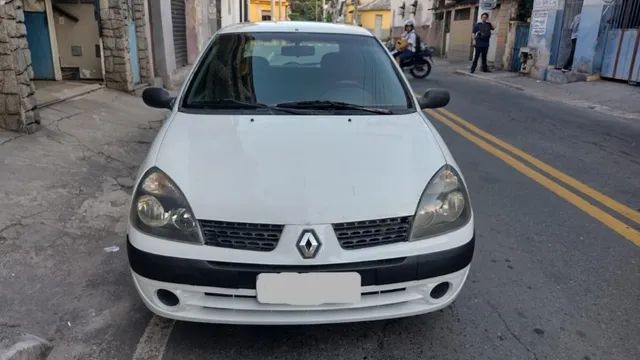 RENAULT CLIO 2006 Usados e Novos