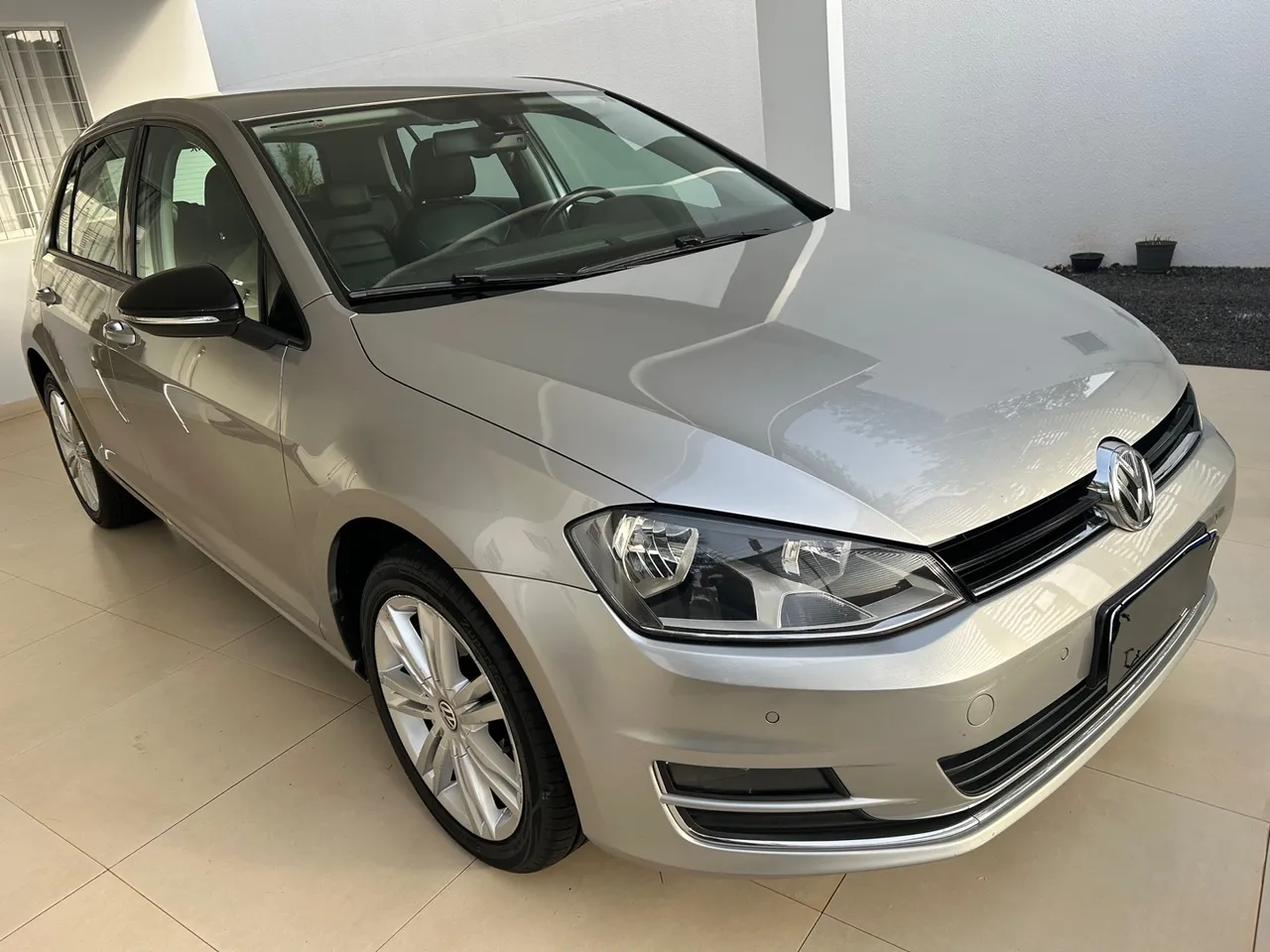 Volkswagen Golf 2016 Usados e Novos