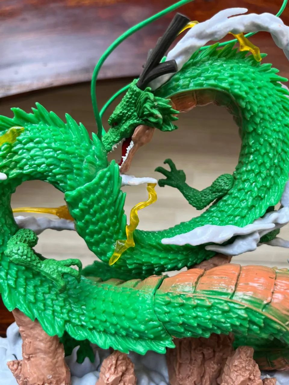 Action Figure Dragon Ball - Shenlong Com 24cm De Altura e 24cm De ...
