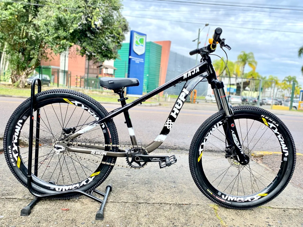 "bike hupi naja" - Ciclismo no Brasil