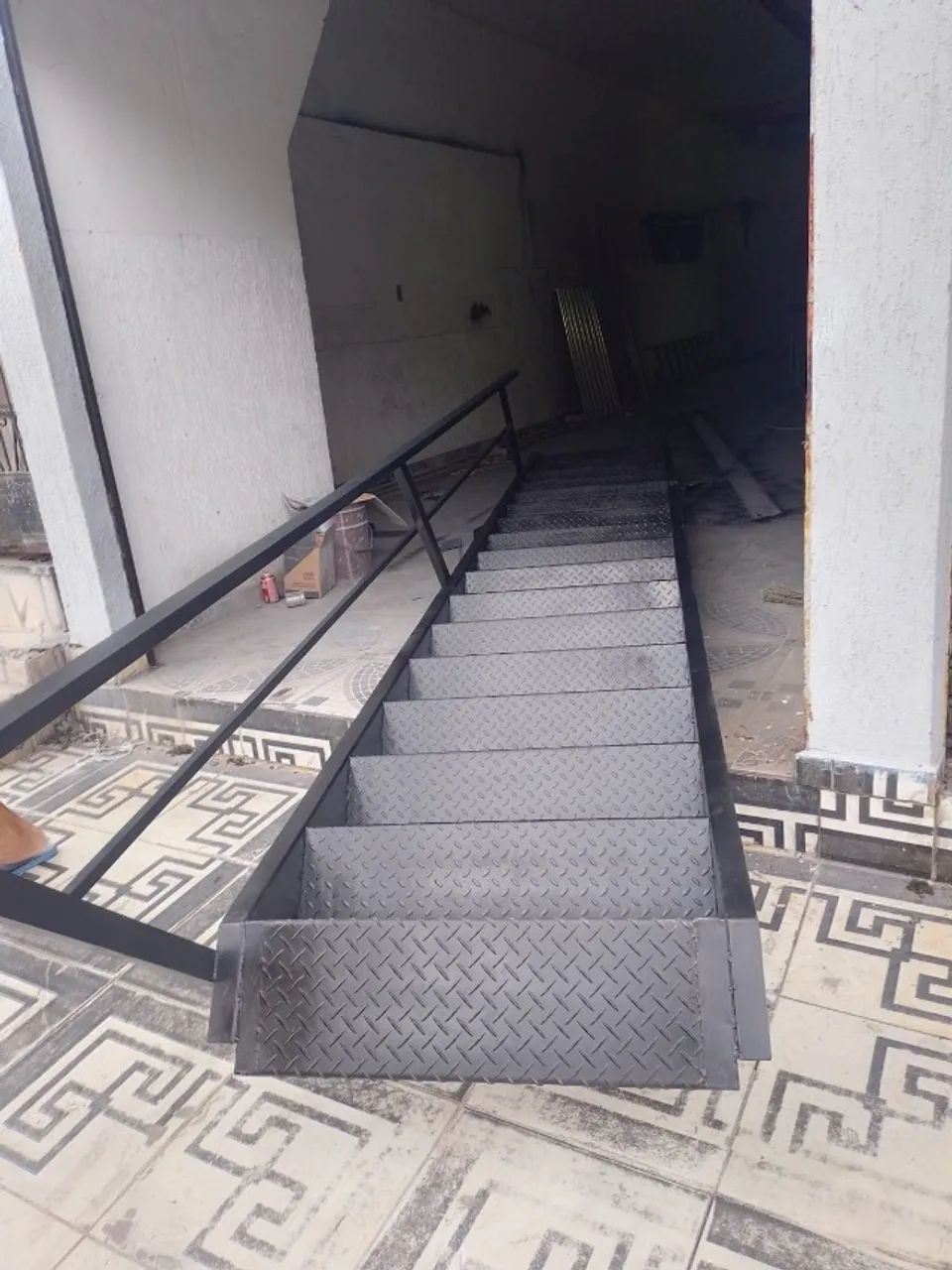 Escada de ferro reta - Portas e Janelas - Cidade Nova, Manaus ...