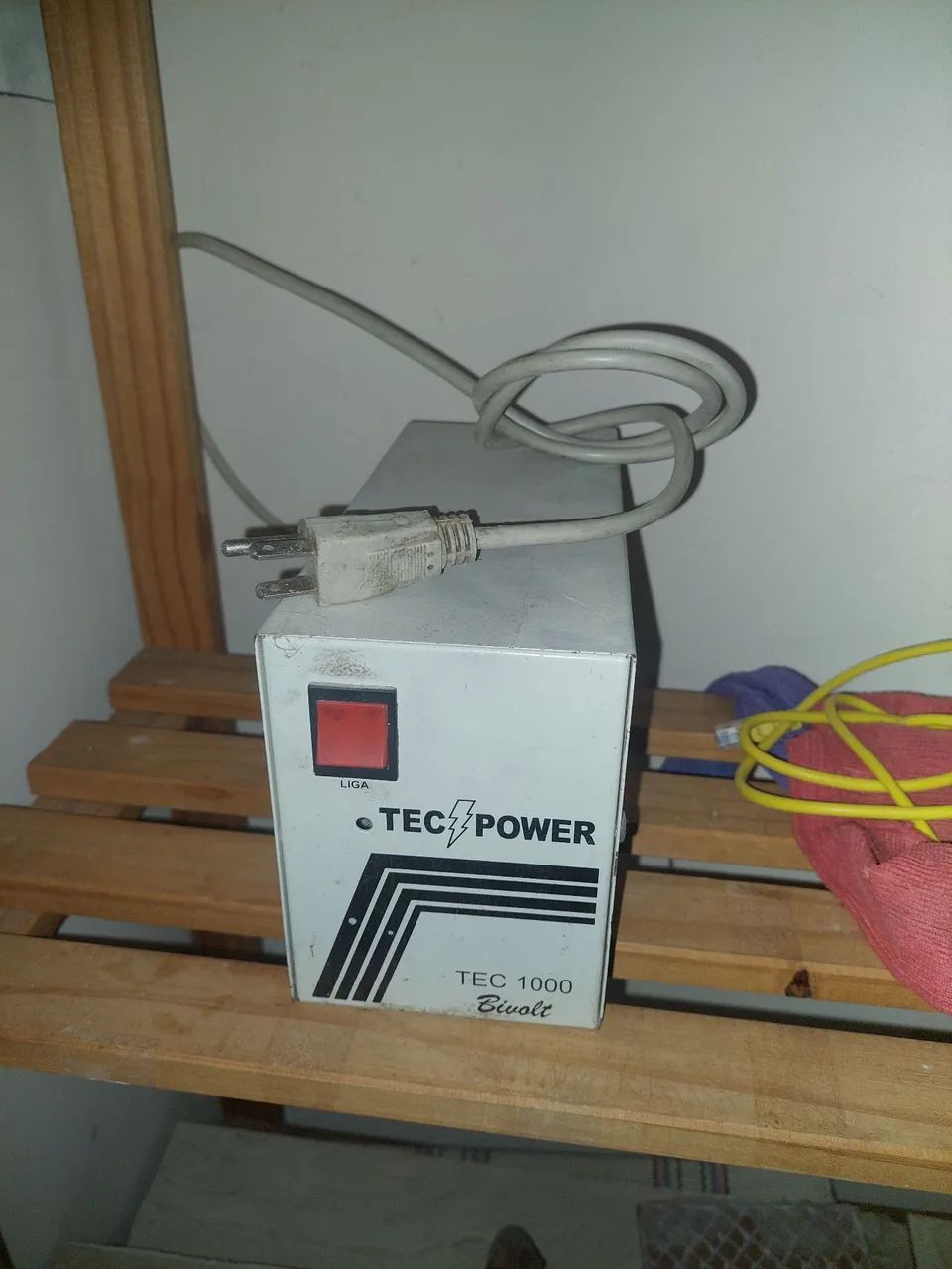 Estabilizador de tensão Tec Power Tec 1000 bivolt Plus Bivolt - Periféricos e Acessórios de ...