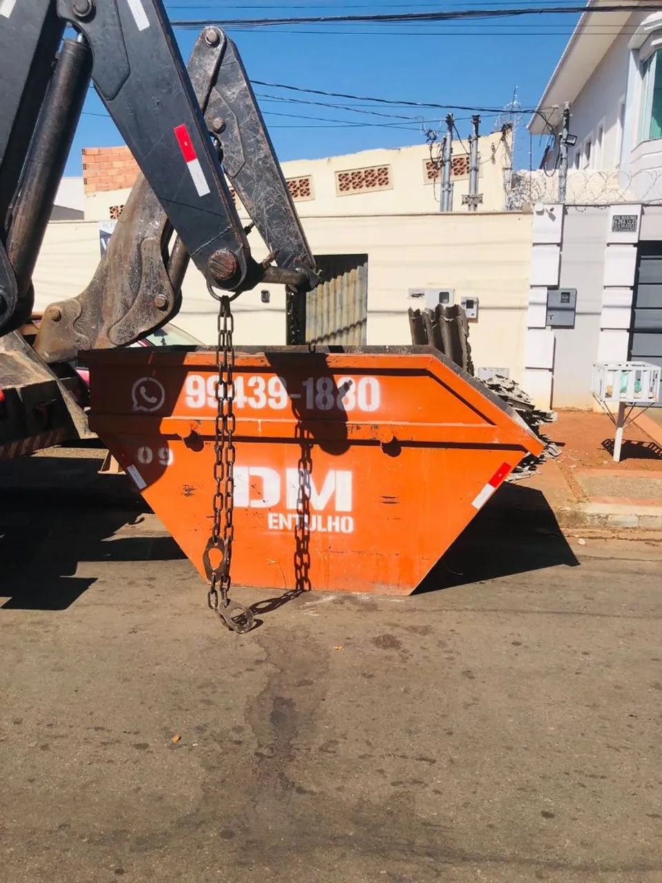 "cacamba entulho" no Brasil