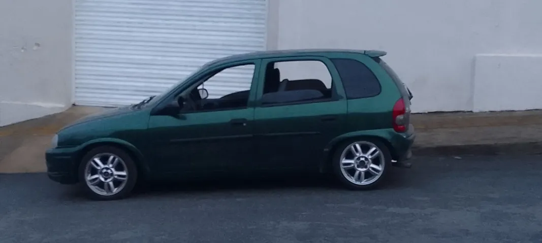 "corsas rebaixados" no Brasil