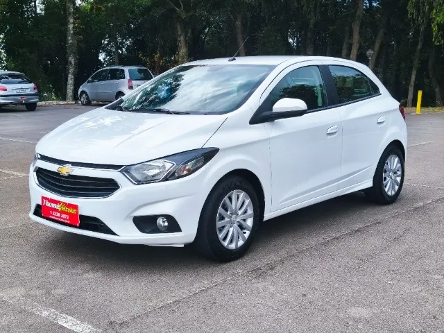CHEVROLET ONIX 2018 Usados e Novos