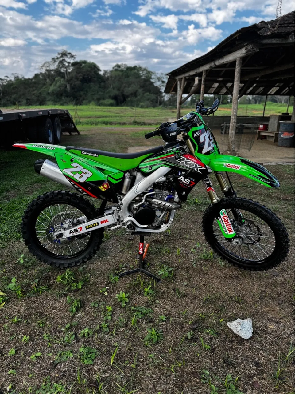 Motos KAWASAKI KX no Brasil