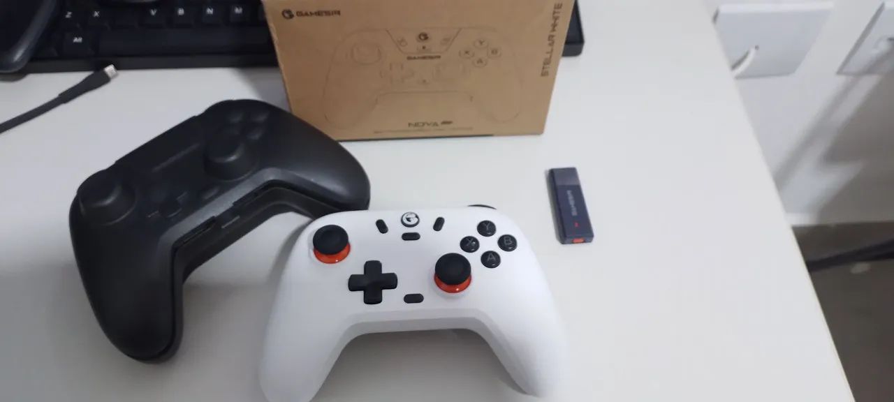 Controle Gamesir Nova - Branco - Peças e Acessórios de Vídeo Game ...
