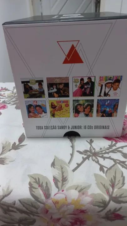Dois Boxes de CDs de Sandy e Júnior,novos na Caixa completos. - CDs, DVDs etc - Cidade da ...