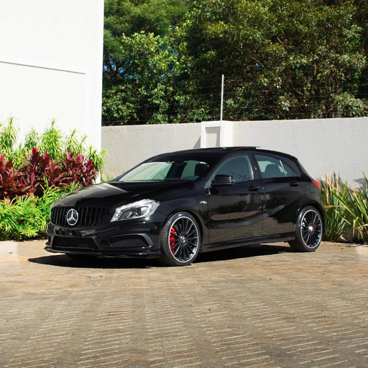 "mercedes benz a45 amg" no Brasil