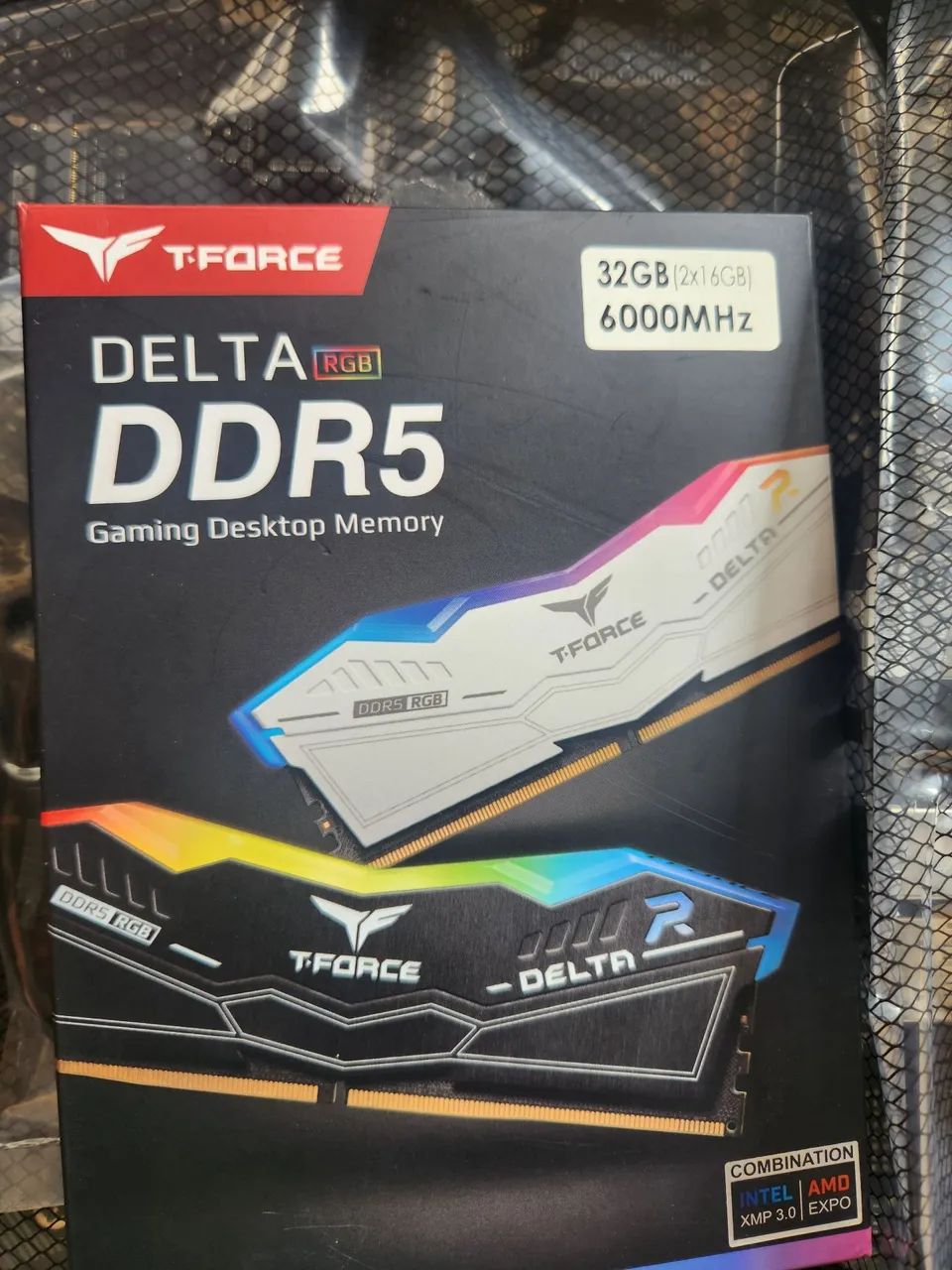 Memória DDR5 T-FORCE DELTA RGB, 32GB (2x16GB), 6000MHz, Black, - Peças ...