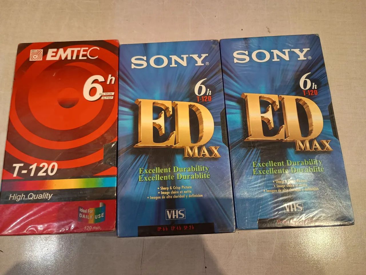 fita VHS / Sony ED MAX / EMTEC T120 LACRADA - DVD, Blu-Ray e Vídeo ...