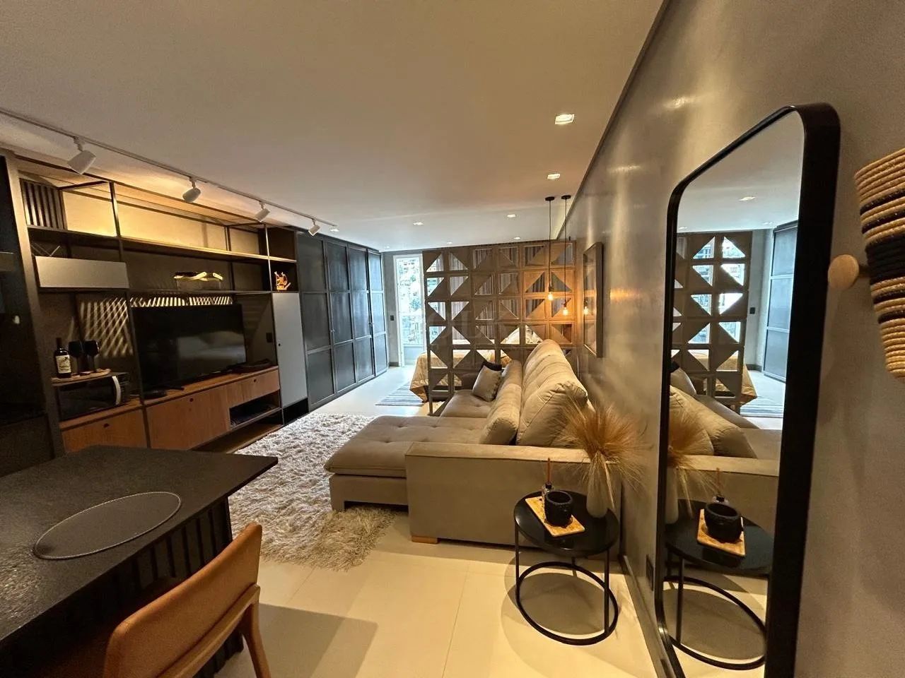 "studios milano" no Brasil