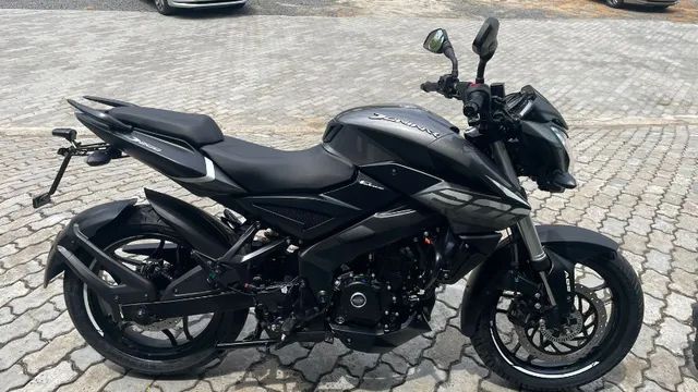 Motos BAJAJ DOMINAR no Brasil