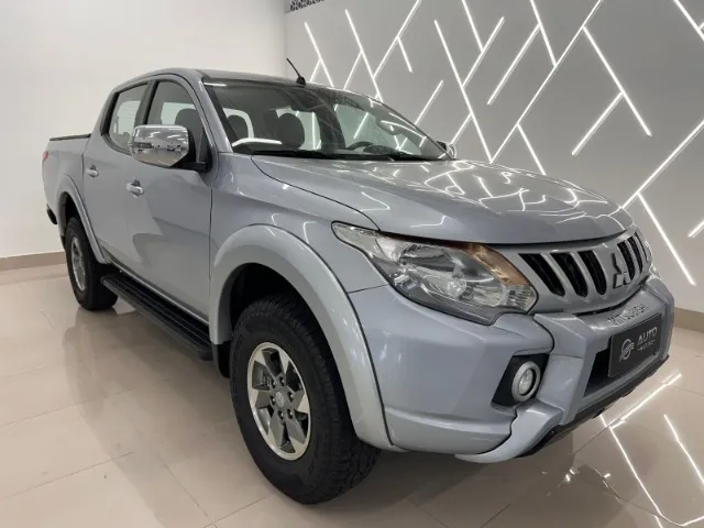 "mitsubishi l200 2020" - Carros Usados e Novos à venda