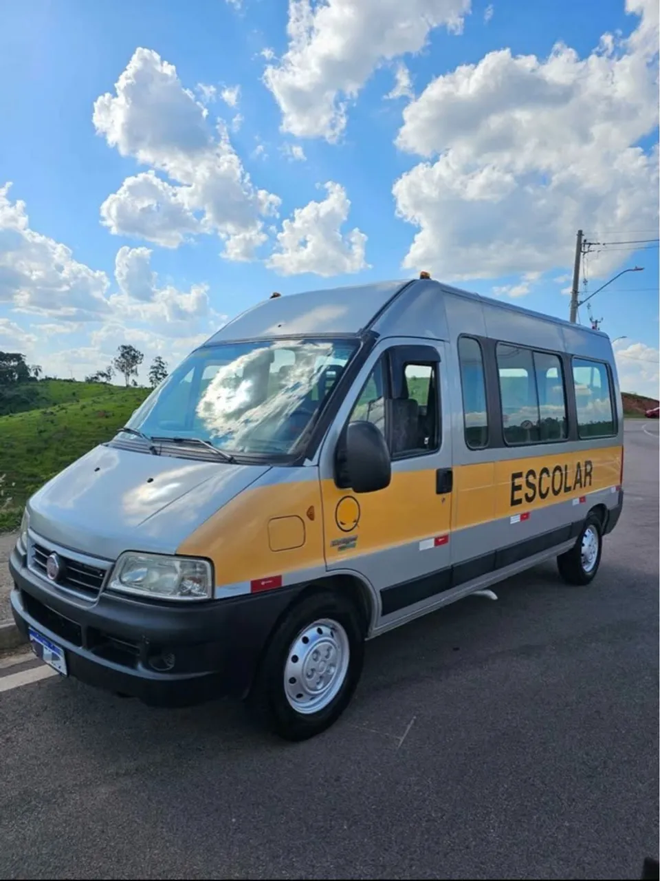 "carro escolar" - Carros Usados e Novos à venda