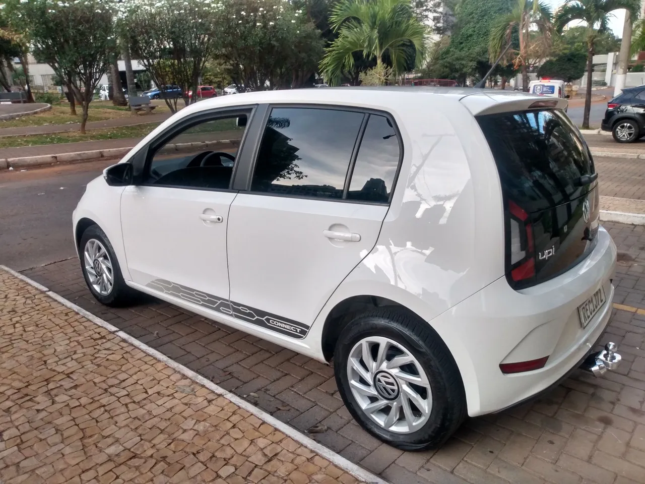 VOLKSWAGEN UP! 2020 Usados e Novos