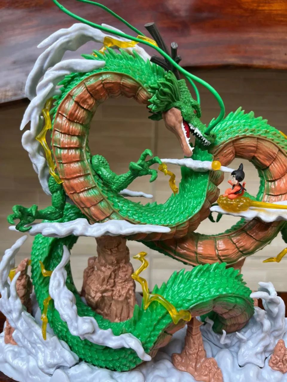 Action Figure Dragon Ball - Shenlong Com 24cm De Altura e 24cm De ...