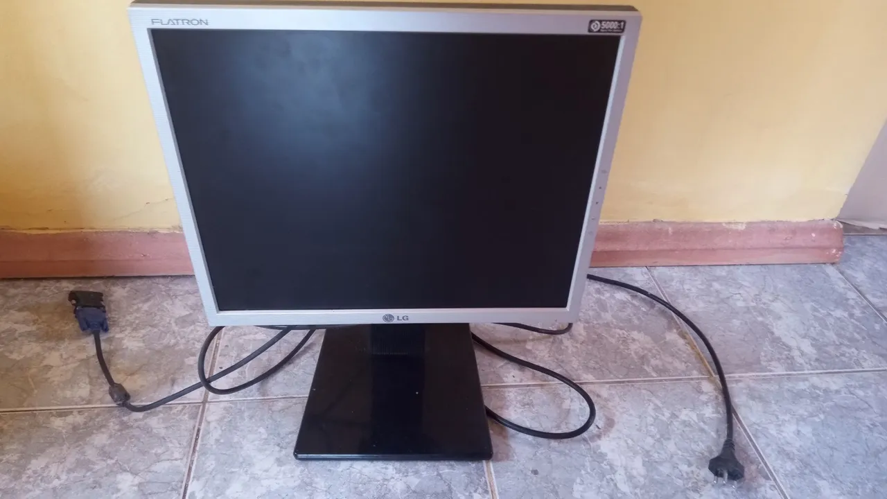 "monitor lg flatron" - Monitores no Brasil