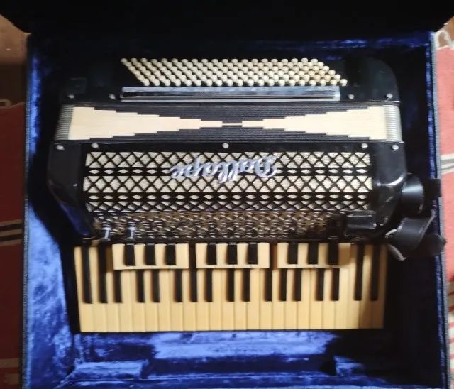 "vendas de acordeon" no Brasil