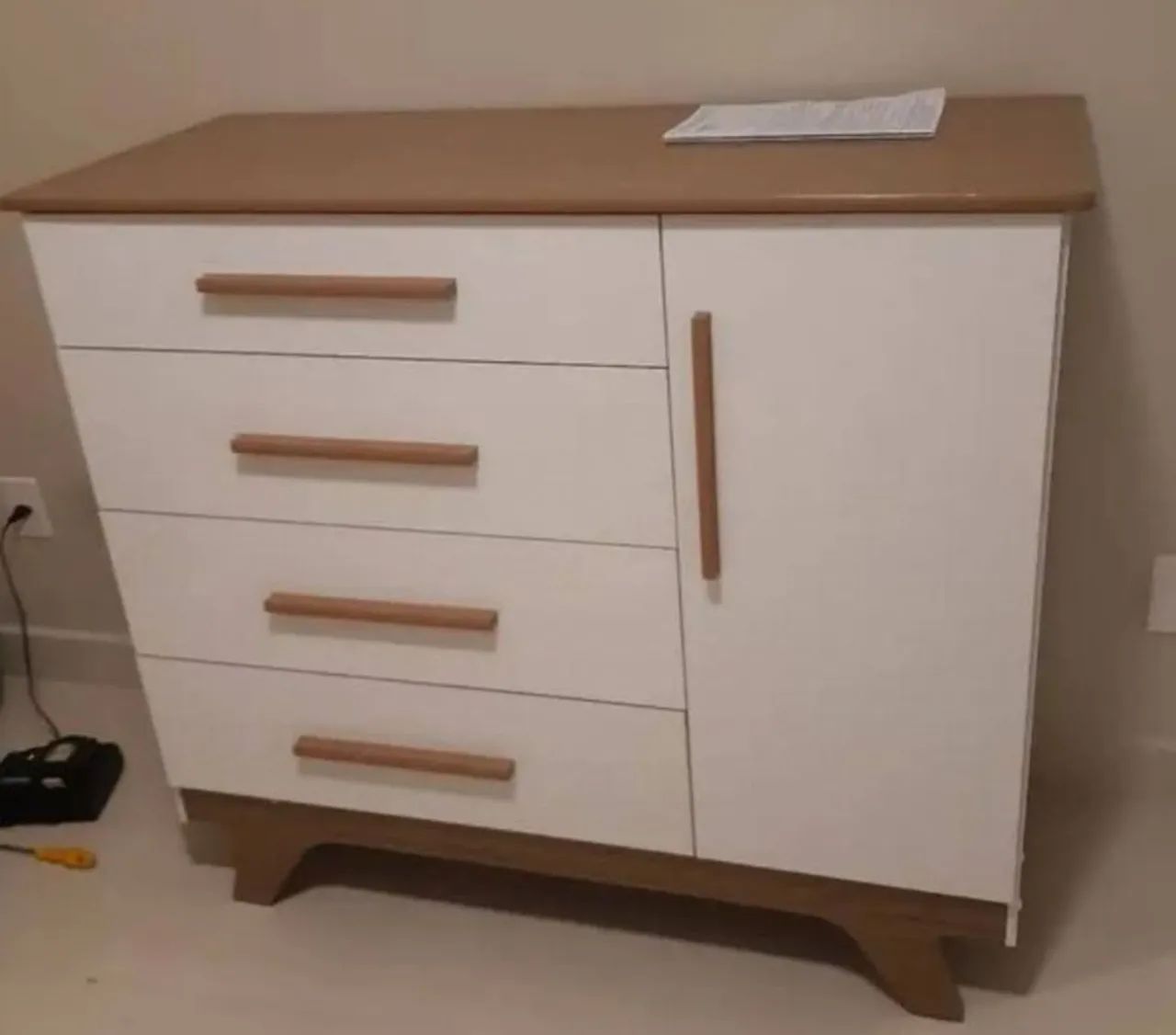 Cômoda 4 Gavetas - Semi Nova - Armários e Guarda-Roupas - Samambaia ...