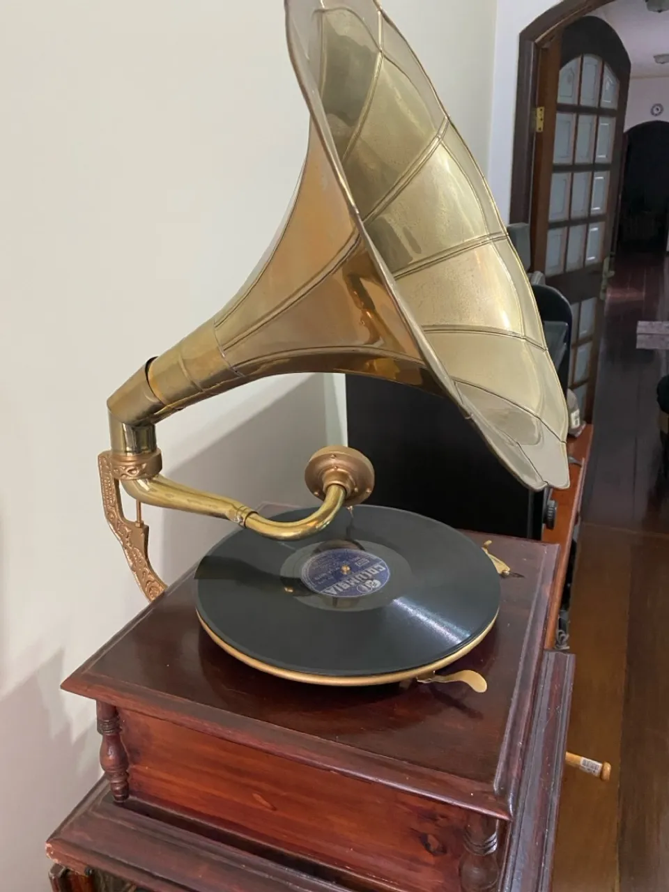 "gramofone" no Brasil