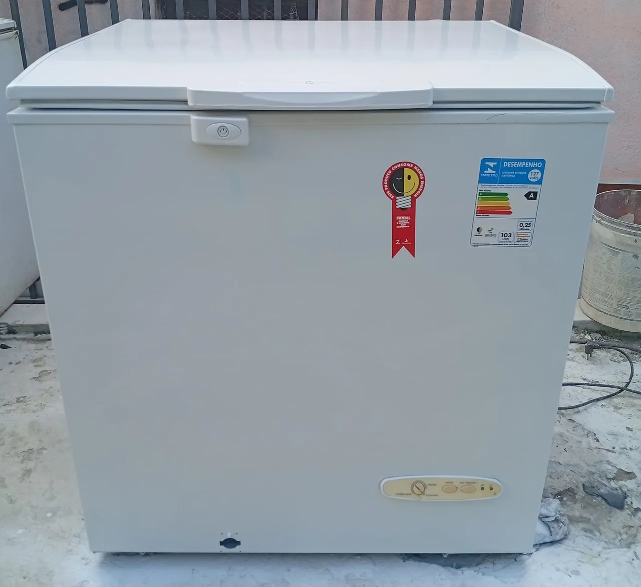 "freezer-pequeno" - Geladeiras e Freezers no Brasil