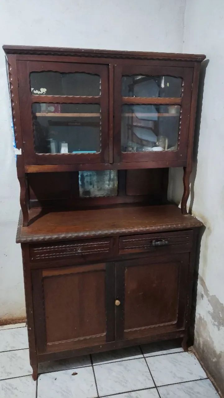 Antiguidade Guarda Louças de mais de 40 anos atrás valor:800 - Armários ...