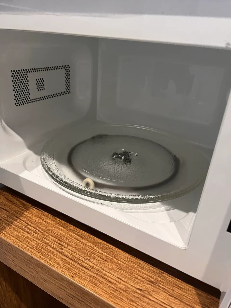 Micro Ondas Midea 220v Branco - Fogões e Fornos - Jardim América, Rio de Janeiro 1459430269 | OLX