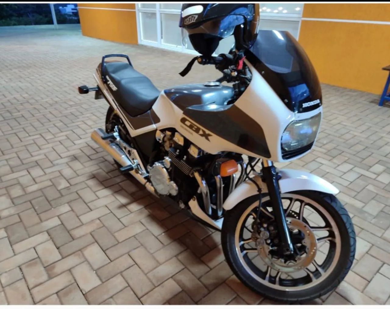 Motos HONDA CBX no Brasil