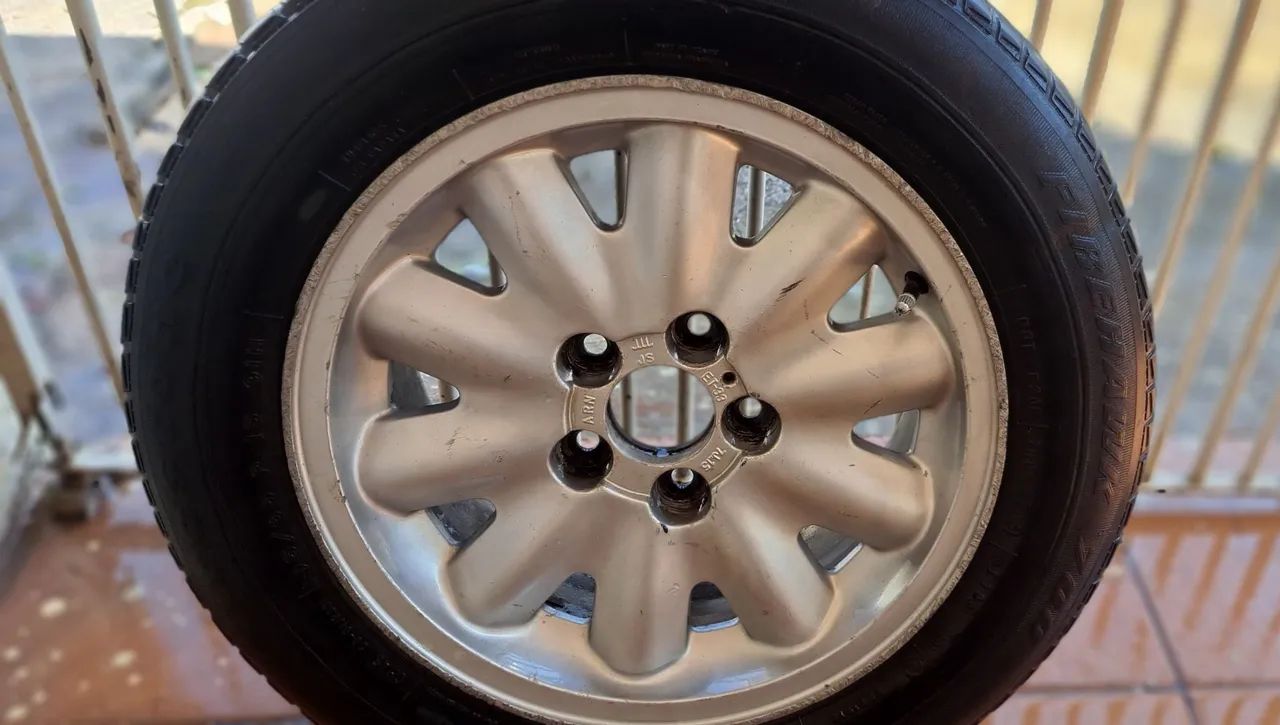 Roda GM Omega aro 15 - Carros, vans e utilitários - Jordanópolis, São ...