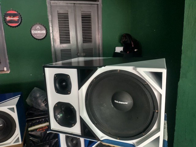 Caixa trio de 15 polegadas | +172 anúncios na OLX Brasil