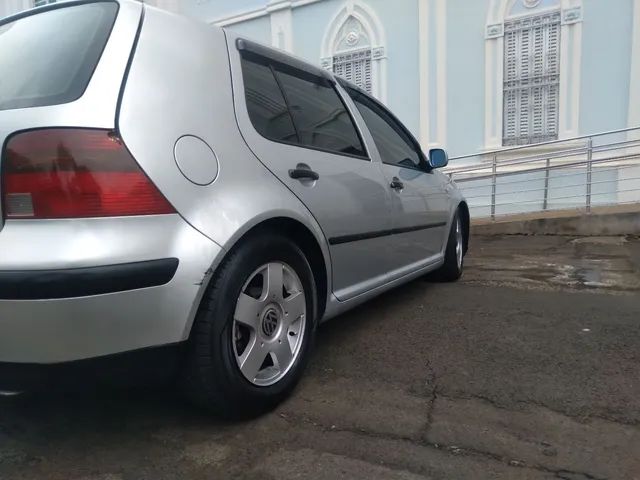 VOLKSWAGEN GOLF 2001 Usados e Novos