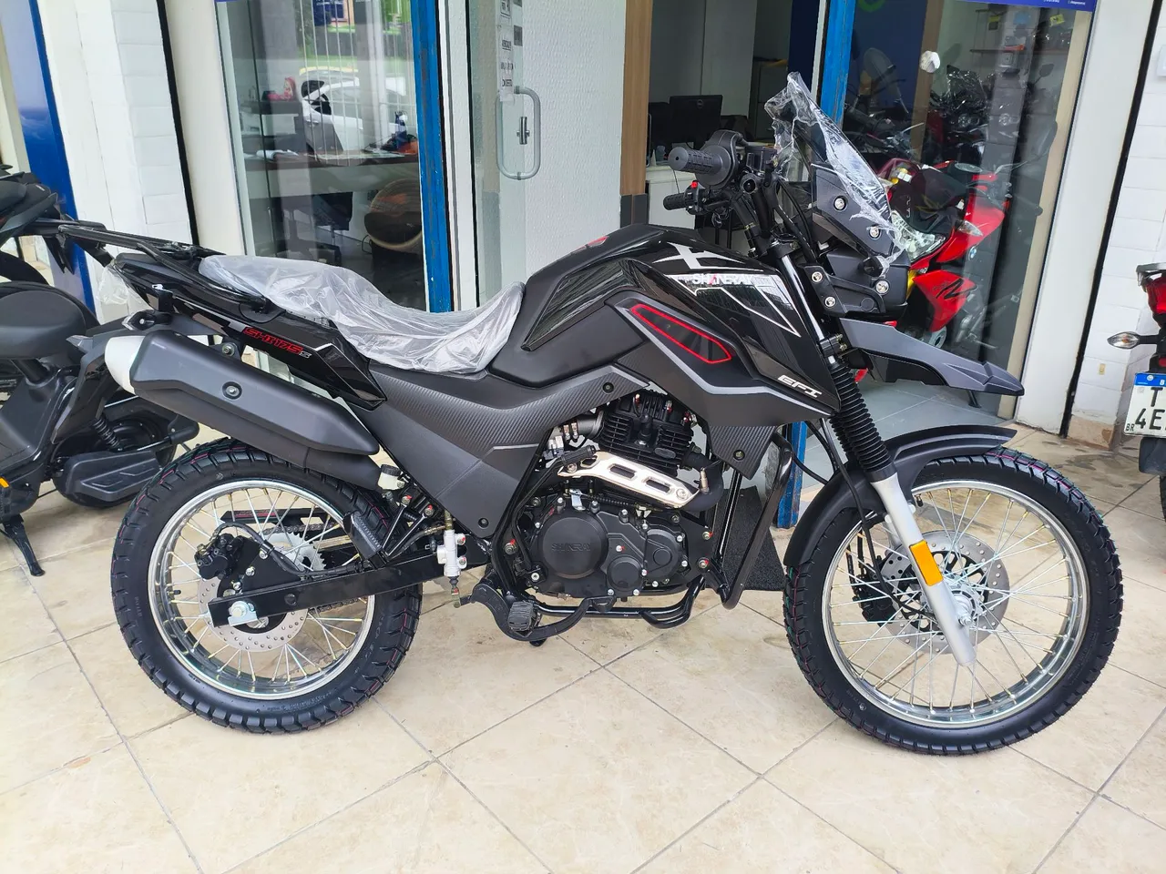 Motos Shineray SHI 175 S EFI no Brasil