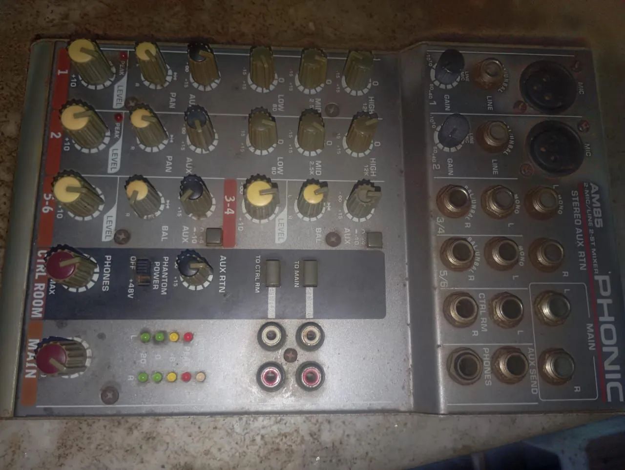 mesa de som am85 phonic - Instrumentos musicais - Santa Mônica ...