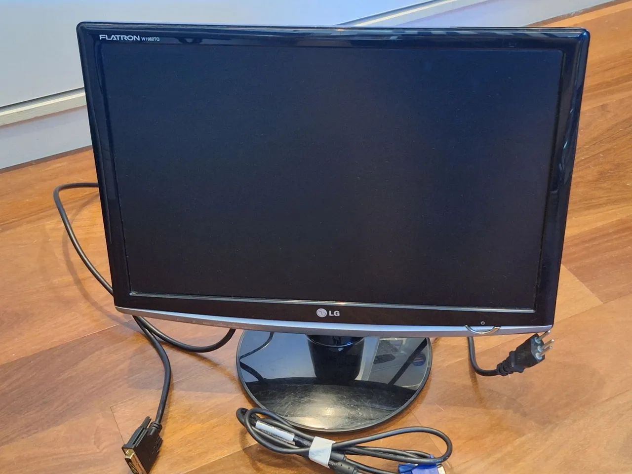 "monitor 2001" no Brasil