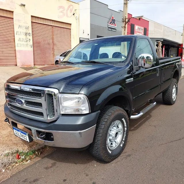 Carros pick-ups Usados e Novos à venda