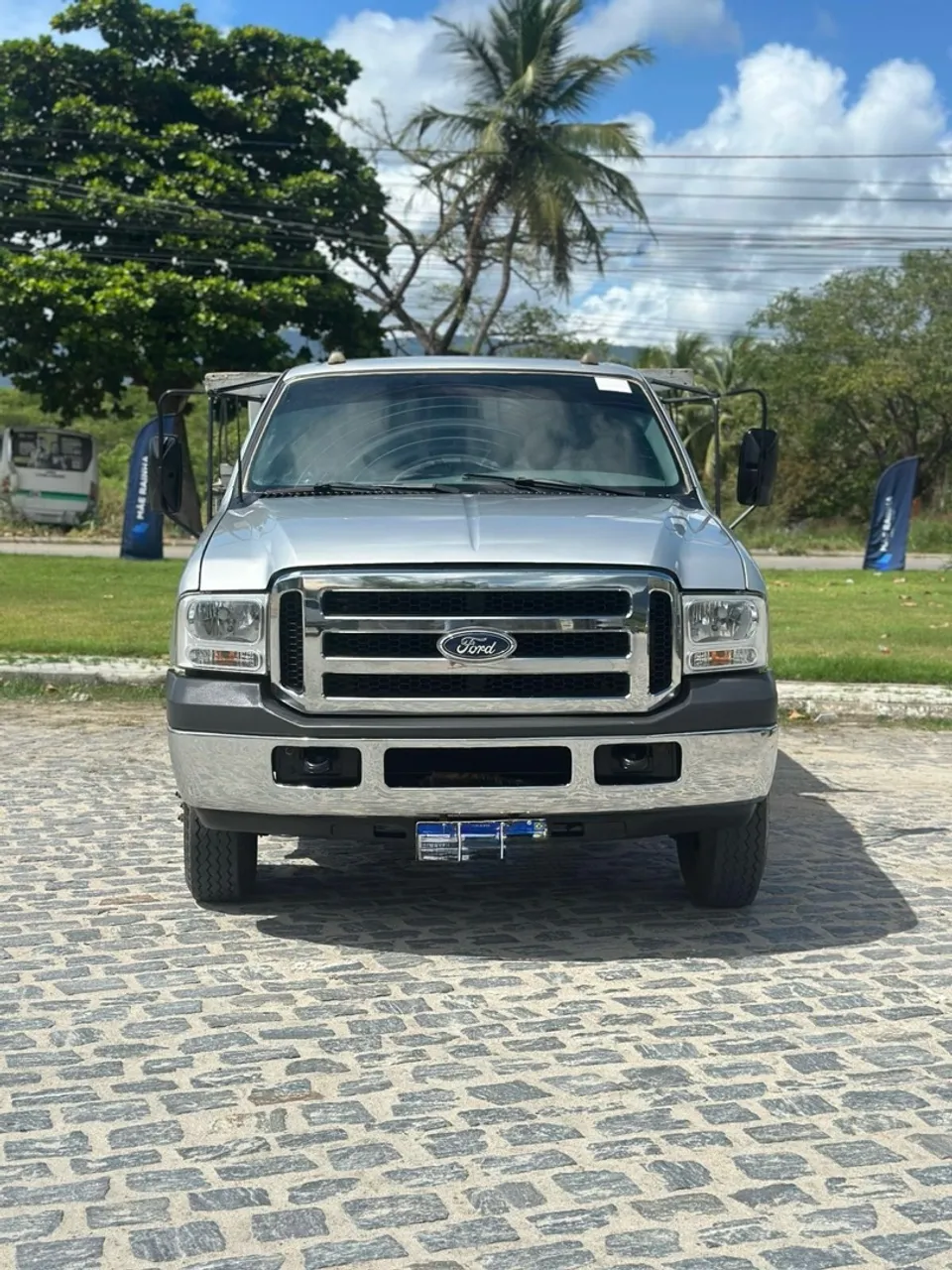FORD F-4000 Usados e Novos