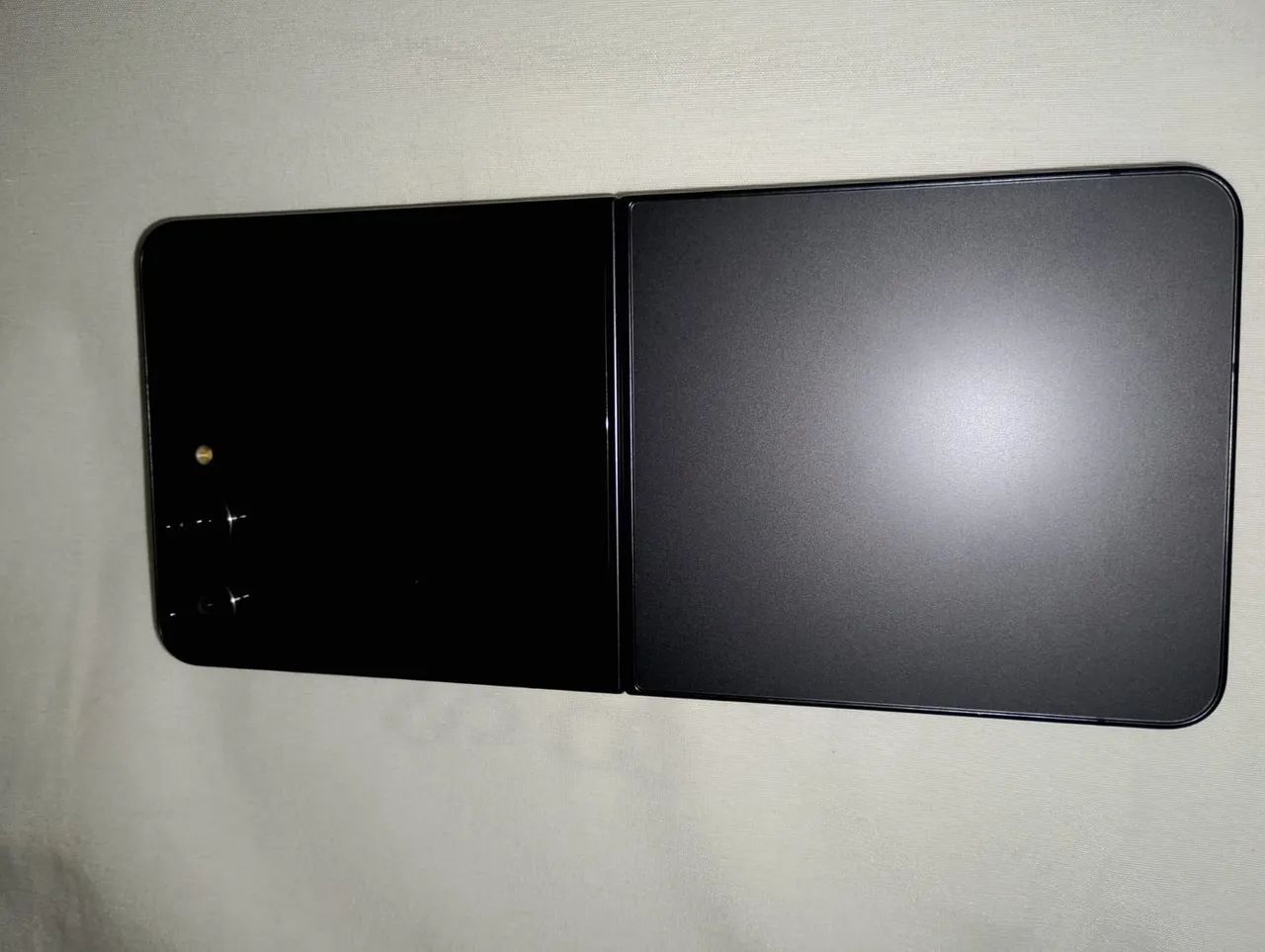 Smartphone Samsung Galaxy Z Flip7 256GB Preto 5G Tela 6,9" Câm. Dupla ...