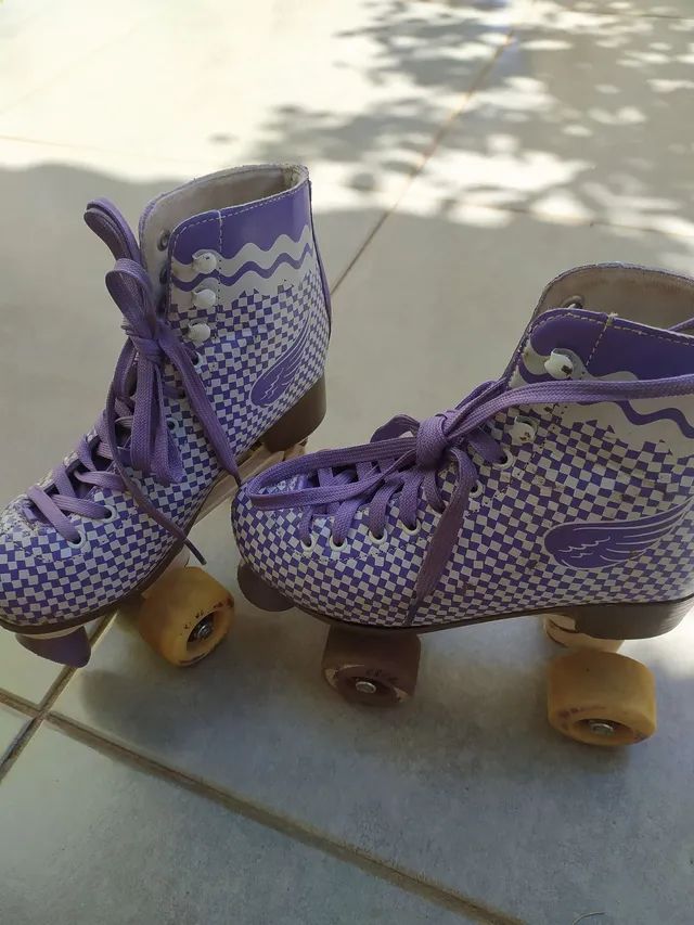 "patins 4 rodas 6" no Brasil