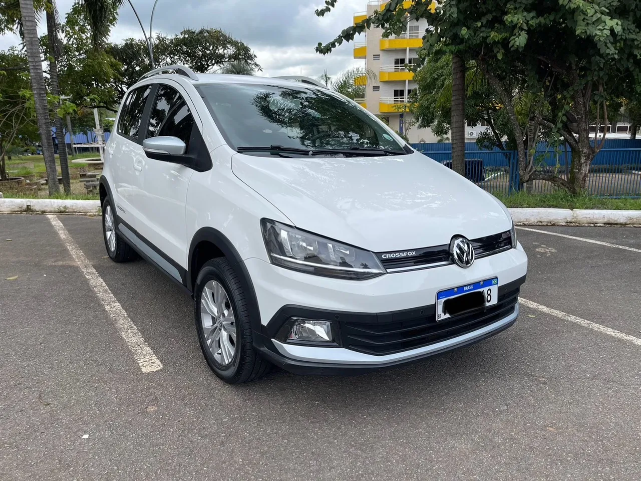 VOLKSWAGEN CROSSFOX 2017 Usados e Novos