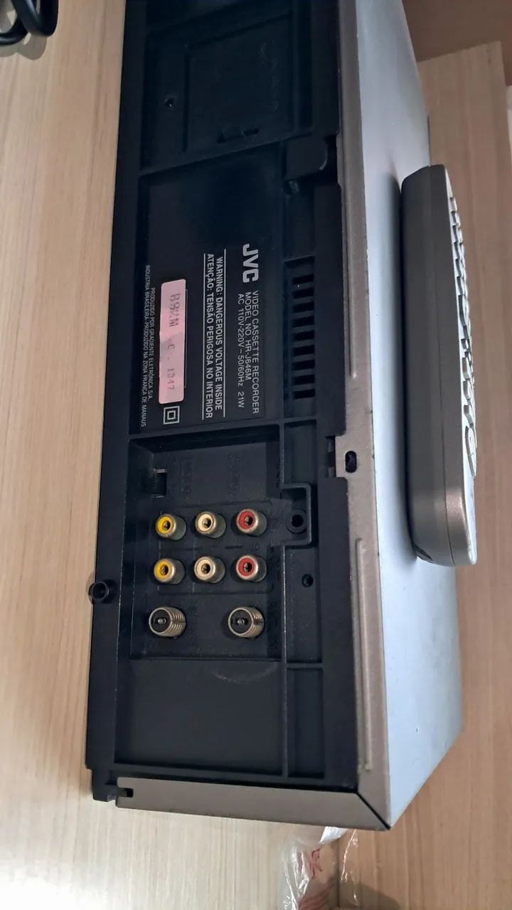 Vídeo cassete JVC Hr-j646M Stereo 6 cabeças - DVD, Blu-Ray e Vídeo ...